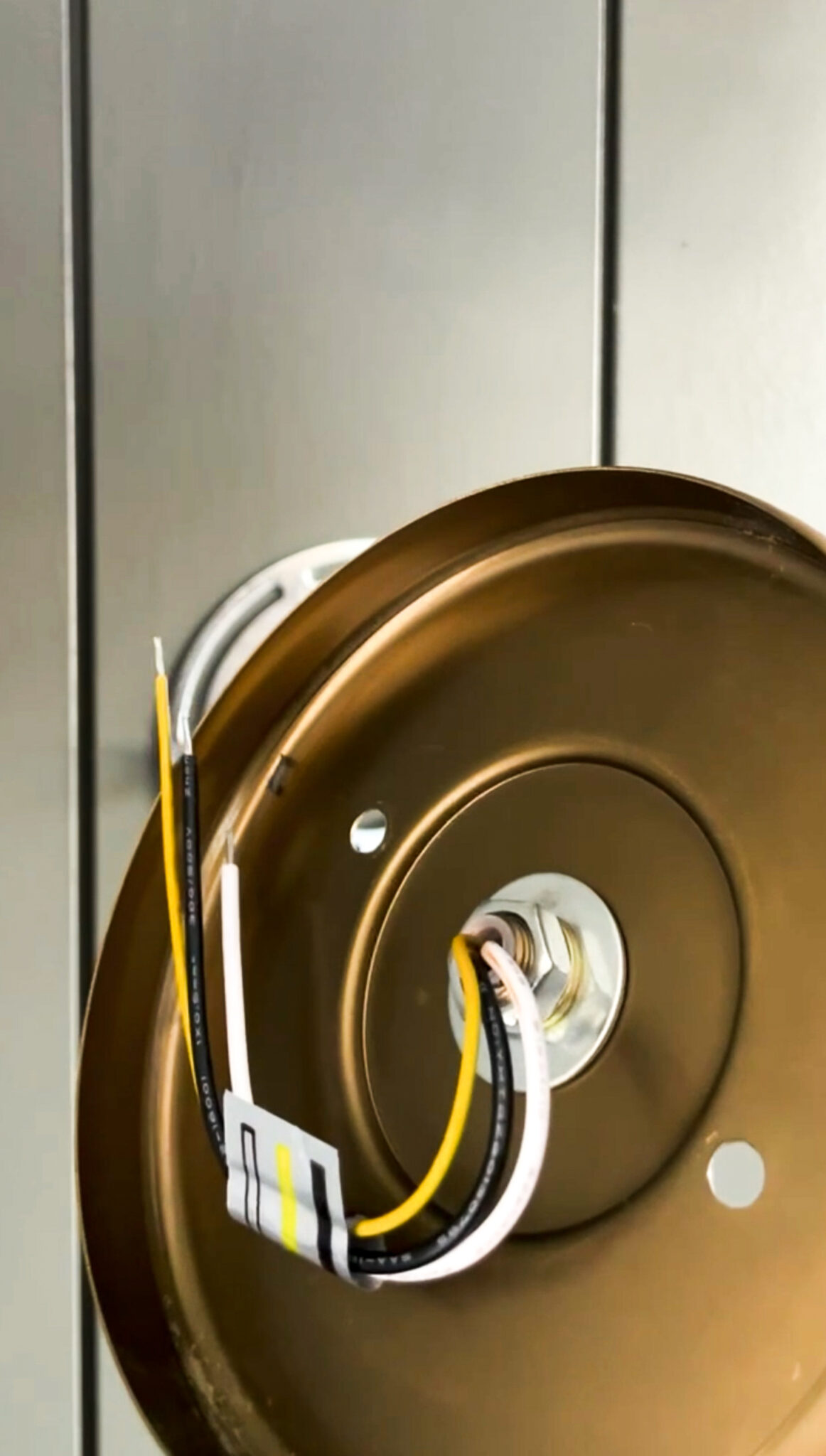 Installing Light Fixtures Without Electricity - Samantha Potter Home